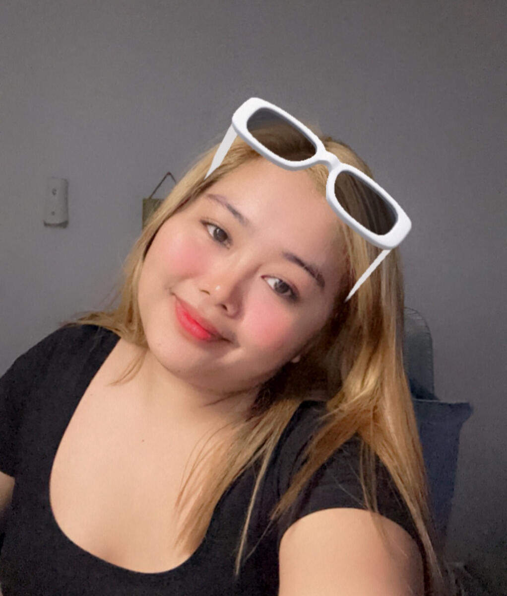 Shellin - Social Media Marketing & Copywriting for Coaches